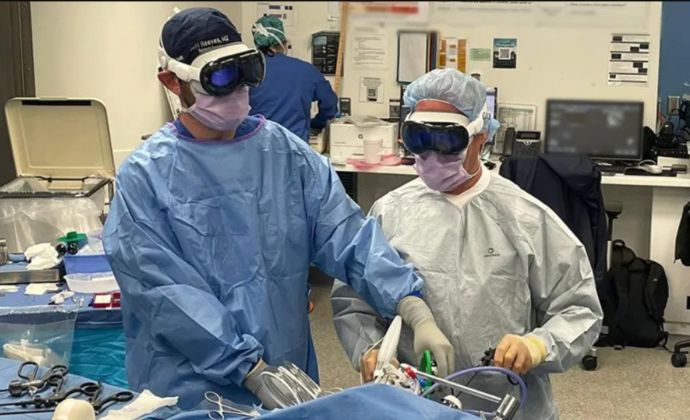 Mixed Reality May Transform Surgery - Simulation News